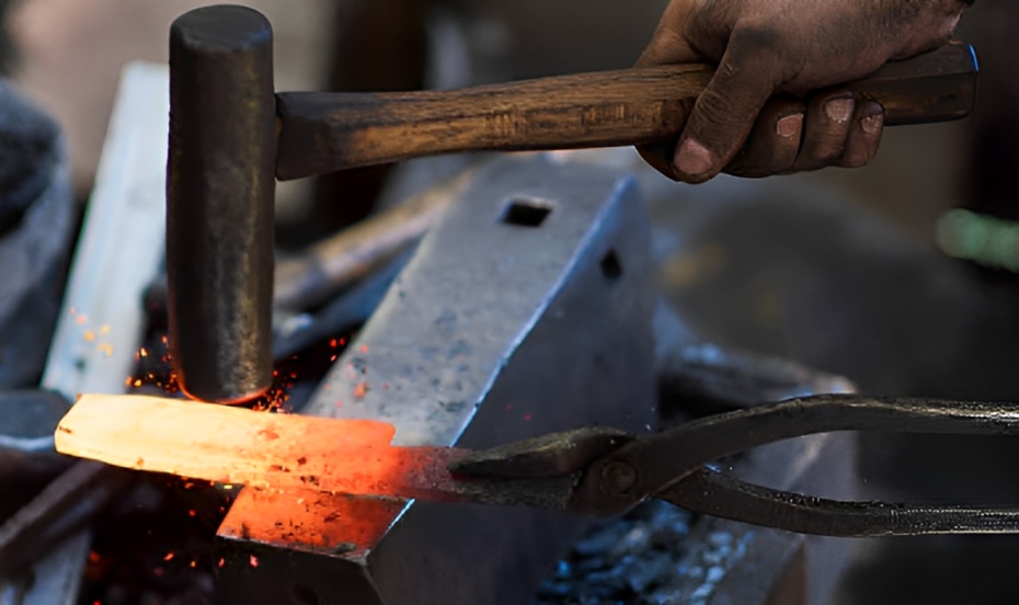 Discover the Art of Forged Knives | Handcrafted Japanese Knives | KIREAJI
